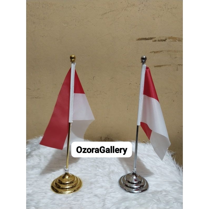 Jual READY Tiang Bendera Logam 30cm Dan Bendera Kain Merah Putih Stand ...