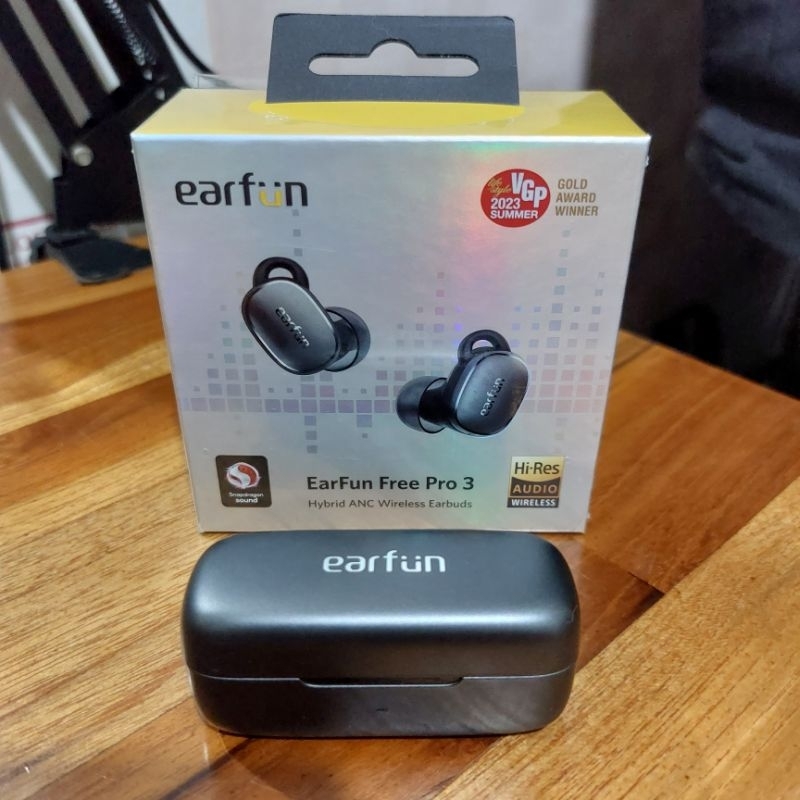 Jual EarFun Free Pro 3 TWS ANC Headset Black | Shopee Indonesia