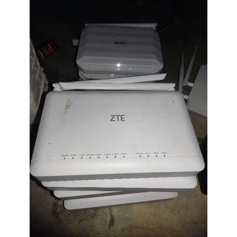 Jual MODEM BEKAS ZTE F670L&F609 lengkap adaptor | Shopee Indonesia