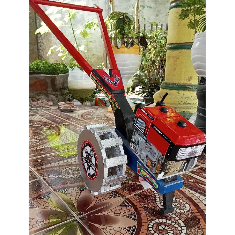 Jual KIDS FRIENDLY mainan anak miniatur replika traktor oleng traktor ...