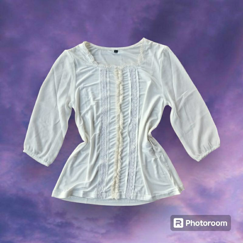 Jual White Lace Coquette Top with Sheer Sleeves | atasan putih dengan aksen renda dan lengan ...