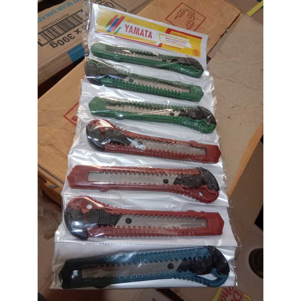 Jual Pisau Cutter Yamata isi 1 Papan 12 pcs | Shopee Indonesia