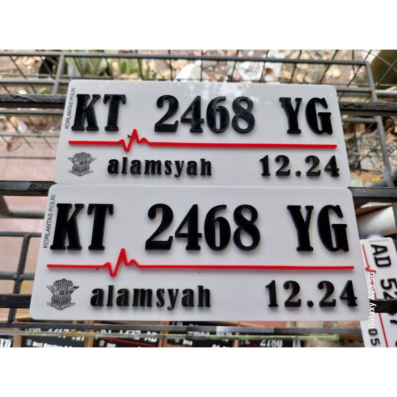 Jual Plat Nomor Motor Sepasang Putih Timbul Depan dan Belakang Baut ...