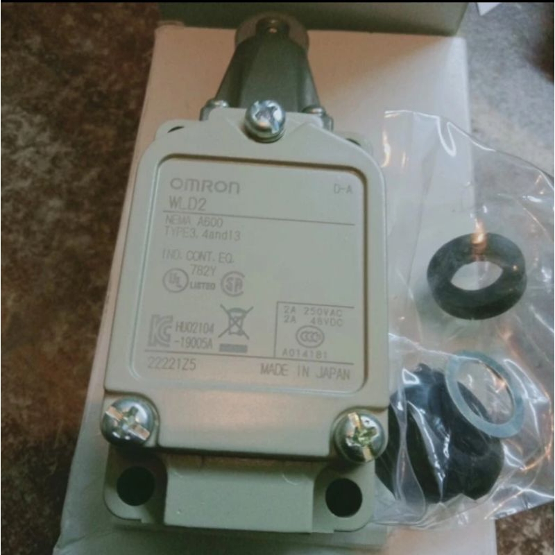 Jual LIMIT SWITCH OMRON WLD2 ORIGINAL ASLI | Shopee Indonesia