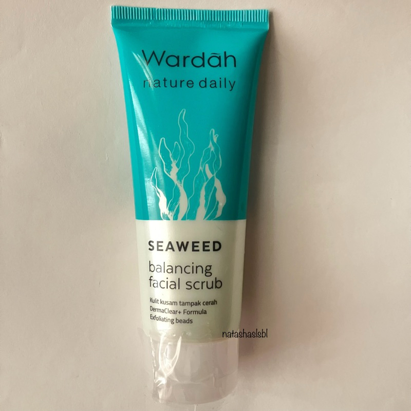 Jual Wardah Nature Daily Seaweed Balancing Facial Scrub 60 ml | Shopee ...