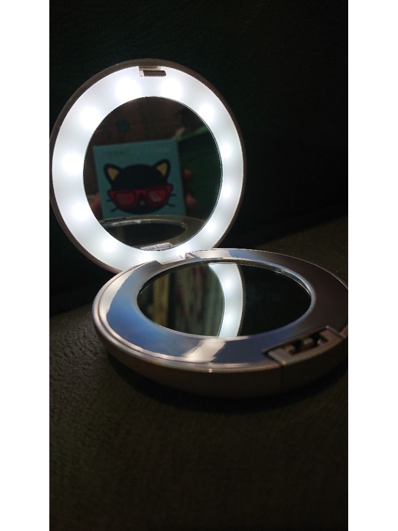 Jual GLAMNETIC LED MIRROR - kaca rias led / kaca makeup led | Shopee ...