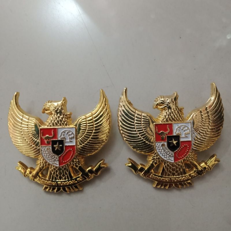 Jual Pin lambang garuda pancasila 3cm ready stock | Shopee Indonesia