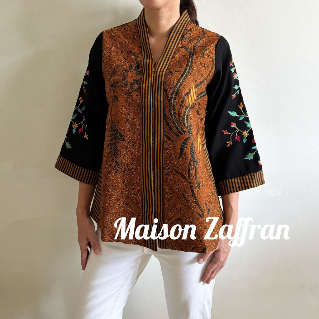 Jual Batik Sogan Bordir Bunga Top | Shopee Indonesia