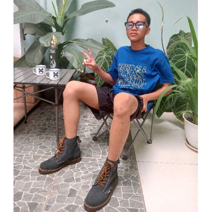 Jual DISKON! SEPATU DOCMART 100% KULIT SUEDE ASLI / Sepatu Pria Model ...