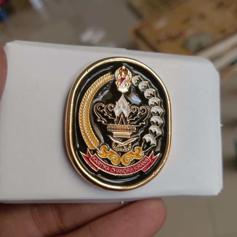 Jual brevet wing pin lencana persit kck pp mupus terbaru magnet ...