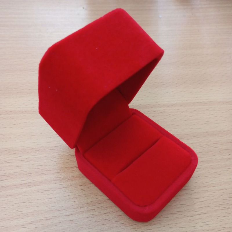 Jual Kotak Cincin Bludru Merah Mewah | Shopee Indonesia