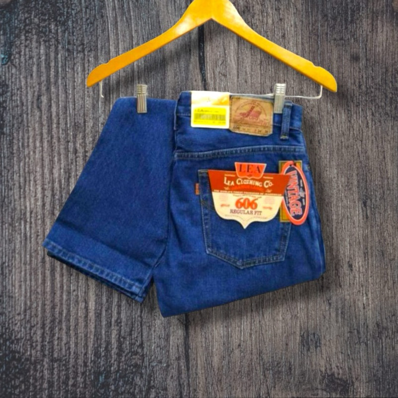Jual Celana lea jeans denim cowok/ Celana jeans lea panjang 28-38 reguler/ Jeans standart non ...
