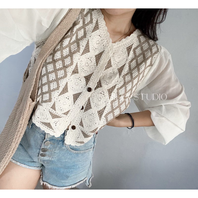 Jual AilevStudio | Korean crochert cardigan import Liberta 67-110 ...