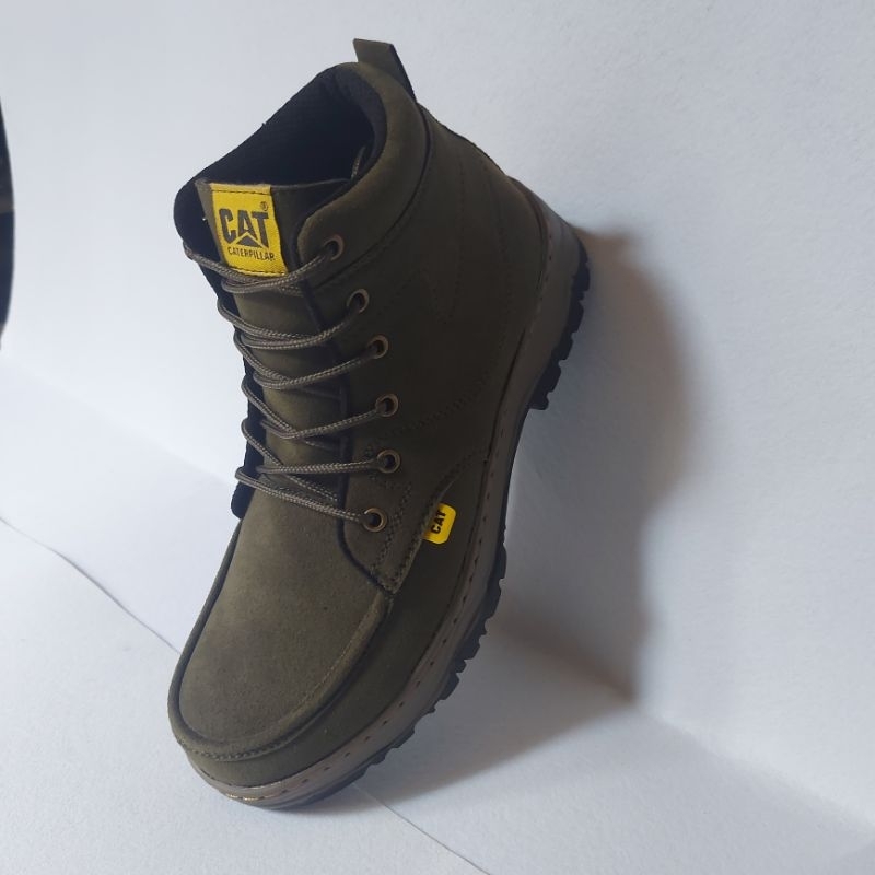 Jual sepatu semi boots pria wanita bisa buat gaya sangat aman dan ...