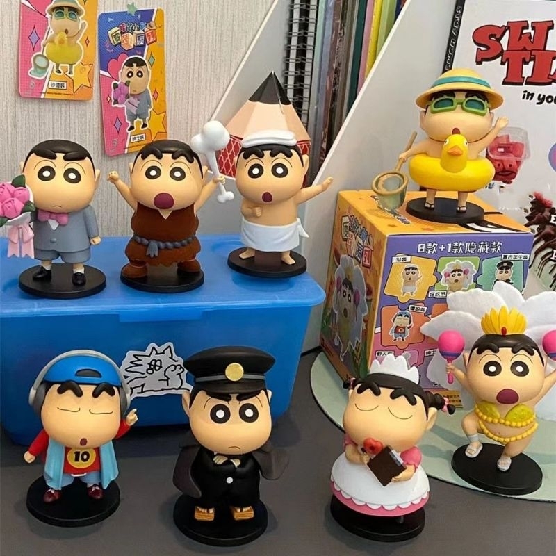 Jual blind box Crayon Shin-chan mini so changing dress code BlindBox ...