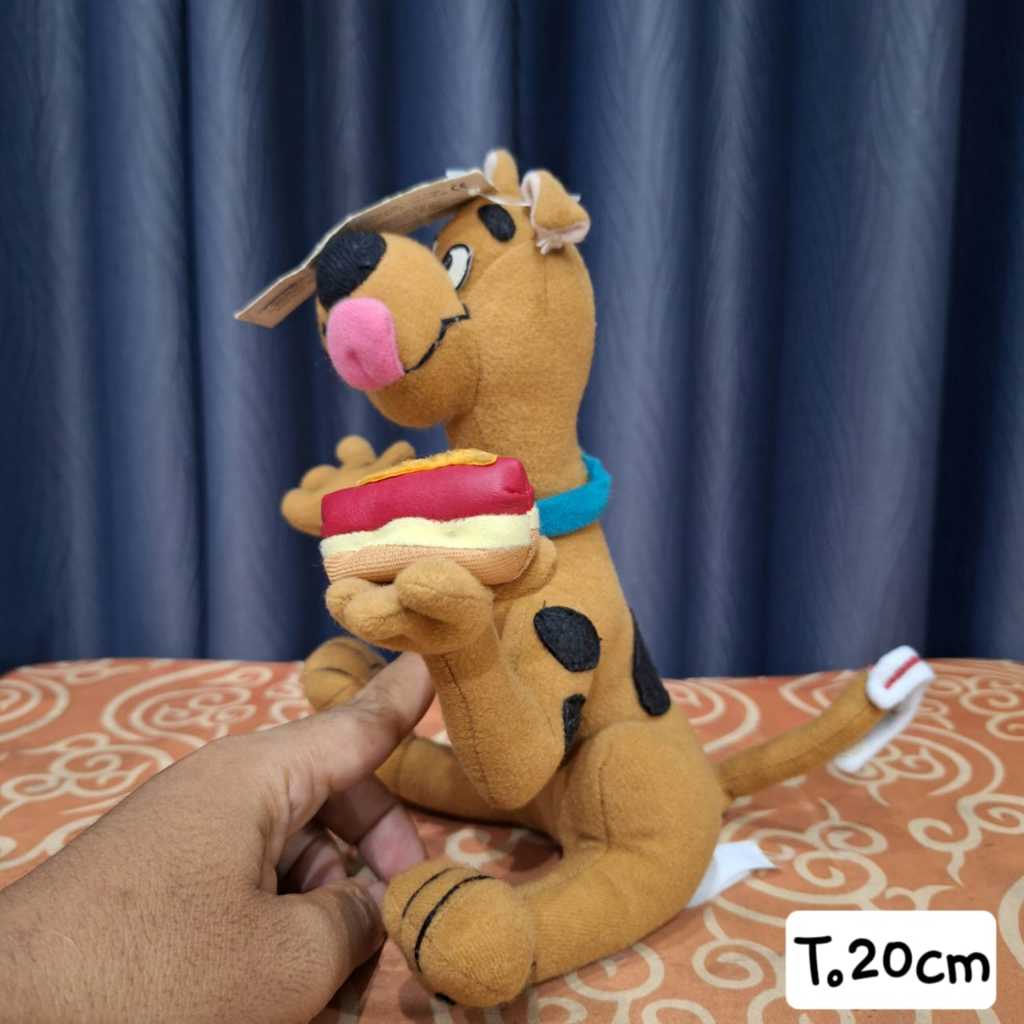 Jual Boneka Anjing Guguk Scoobert Scooby Doo Kecil Makan Hotdog Original Pudar Tag Cantik Lucu ...