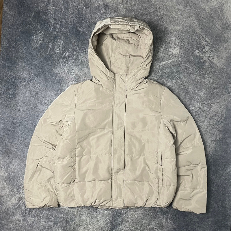 Jual Puffer Down Jacket Gelembung Boxy Uniqlo GU | Shopee Indonesia