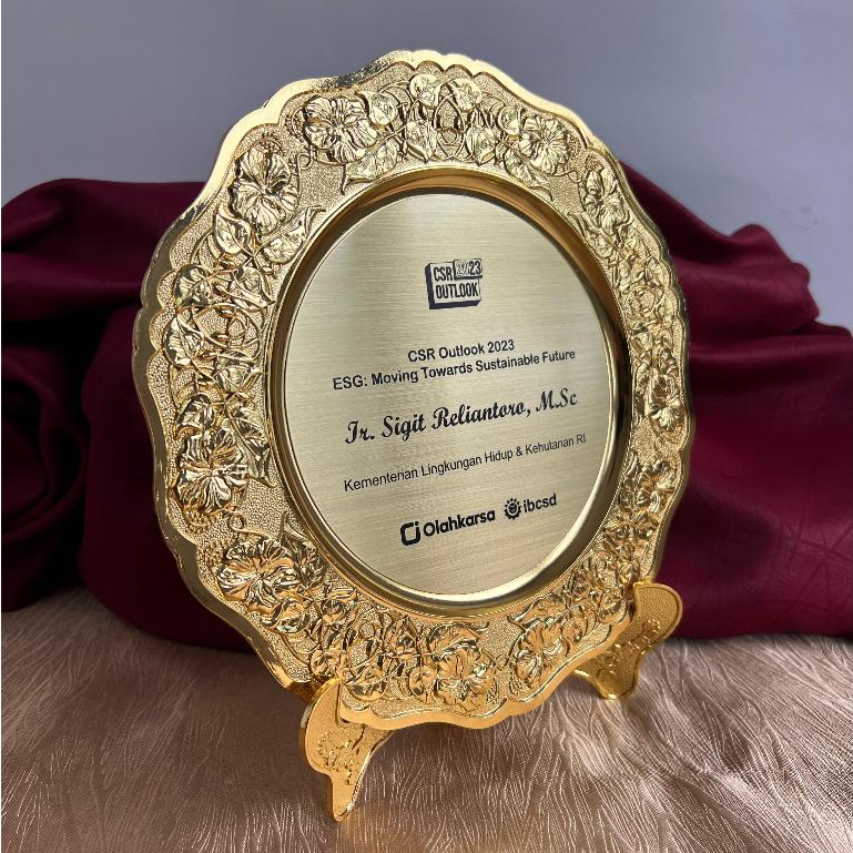 Jual PLAKAT EXPRESS | Plakat Piringan Emas Custom Penghargaan Souvenir ...