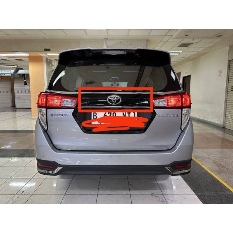 Jual TrunKlid List Bagasi Belakang Innova Reborn Venturer Facelift ...
