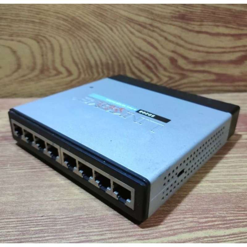 Jual Switch hub Linksys SD208 8 Port METAL-Cisco System 8port 10 ...