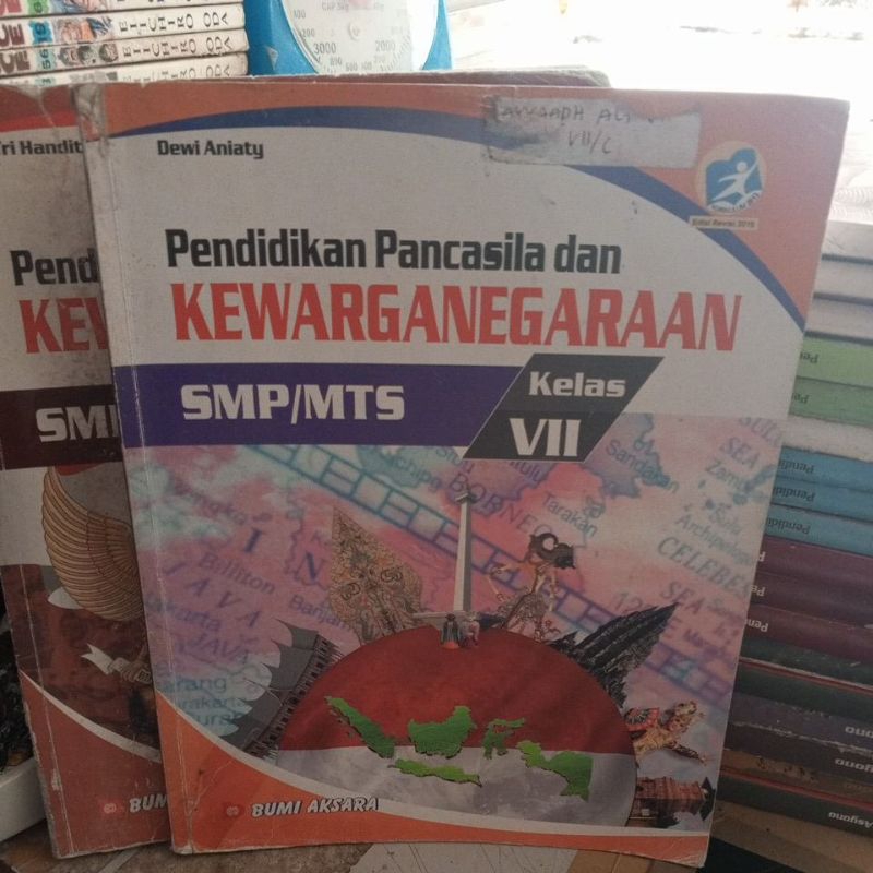 Jual BUKU PPKN/PENDIDIKAN PANCASILA DAN KEWARGANEGARAAN UNTUK SMP KELAS ...