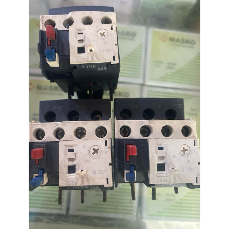 Jual OVERLOAD SCHNEIDER Bekas copotan panel NORMAL | Shopee Indonesia