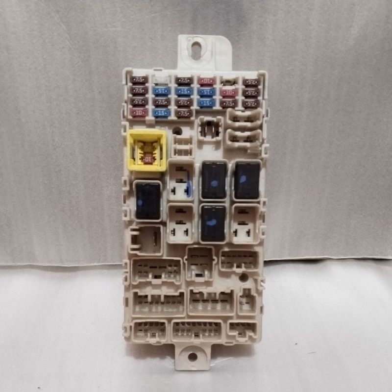 Jual fuse box sekring Mitsubishi xpander all new pajero sport original ...