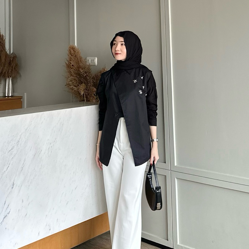 Jual Olivia Vest Remocca | Shopee Indonesia