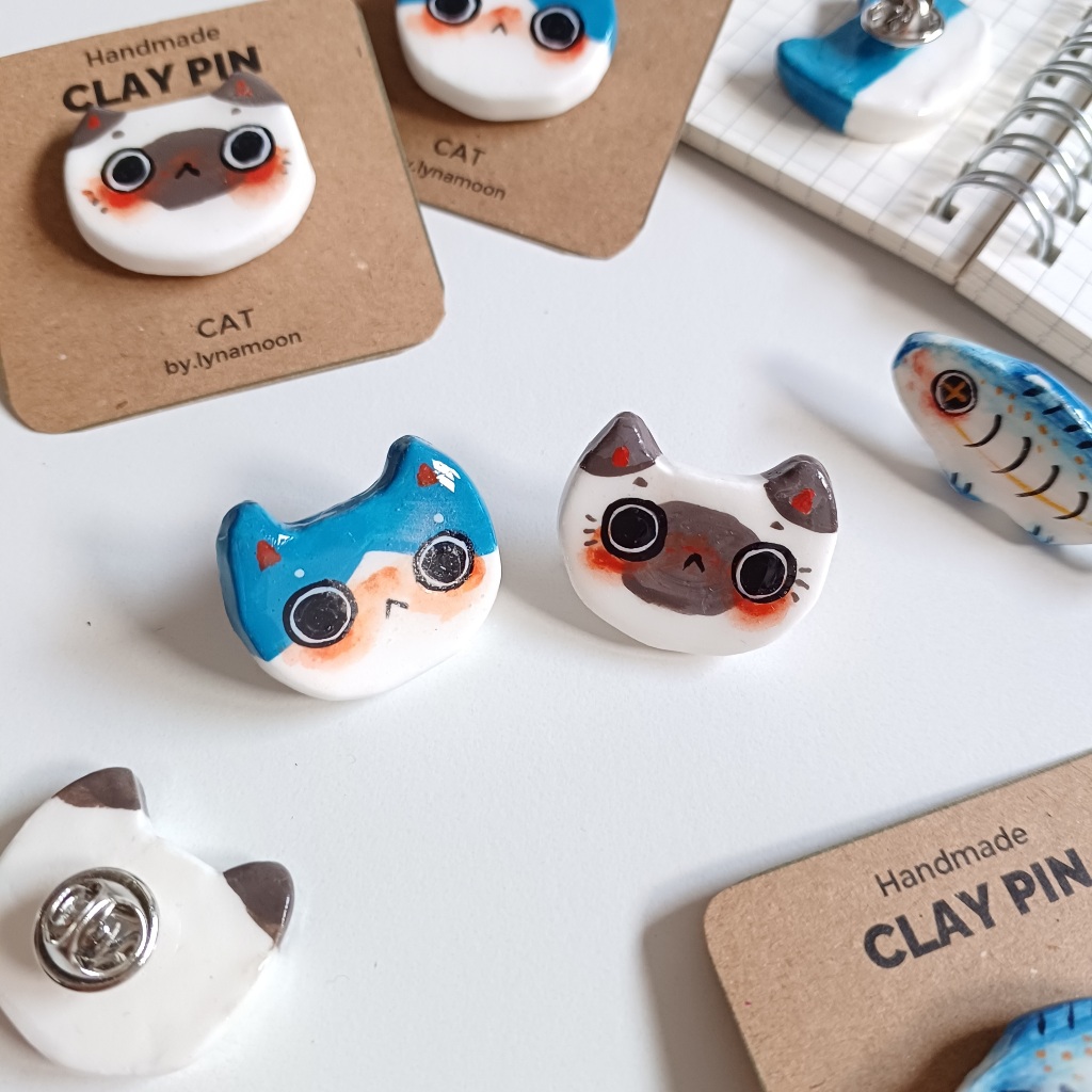 Jual Cute Clay Pin Handmade by lynamoon Kucing dan Ikan/ cat clay pin ...