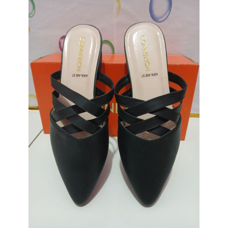 Jual sandal connexion hak 3cm model tali silang | Shopee Indonesia