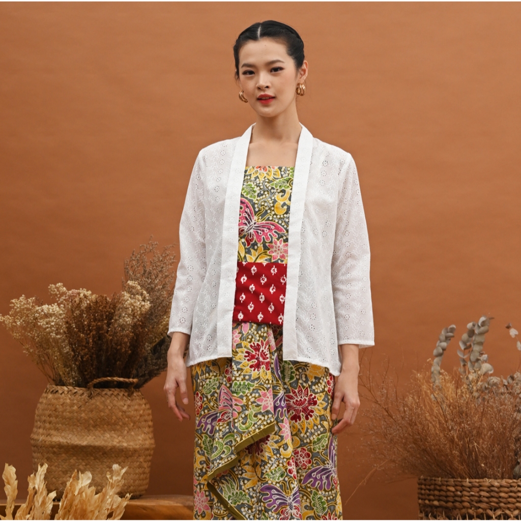 Jual NONA RARA - Kebaya Kartini White Lasem T2892, Baju kerja blouse ...