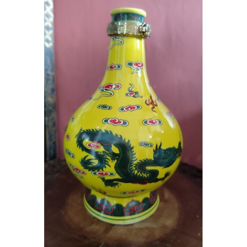 Jual Botol kuning Vintage Oriental Dragon porselen China minus Chip ...