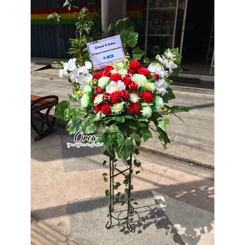 Jual Standing flower bunga standing bunga vas besi bunga ucapan ...