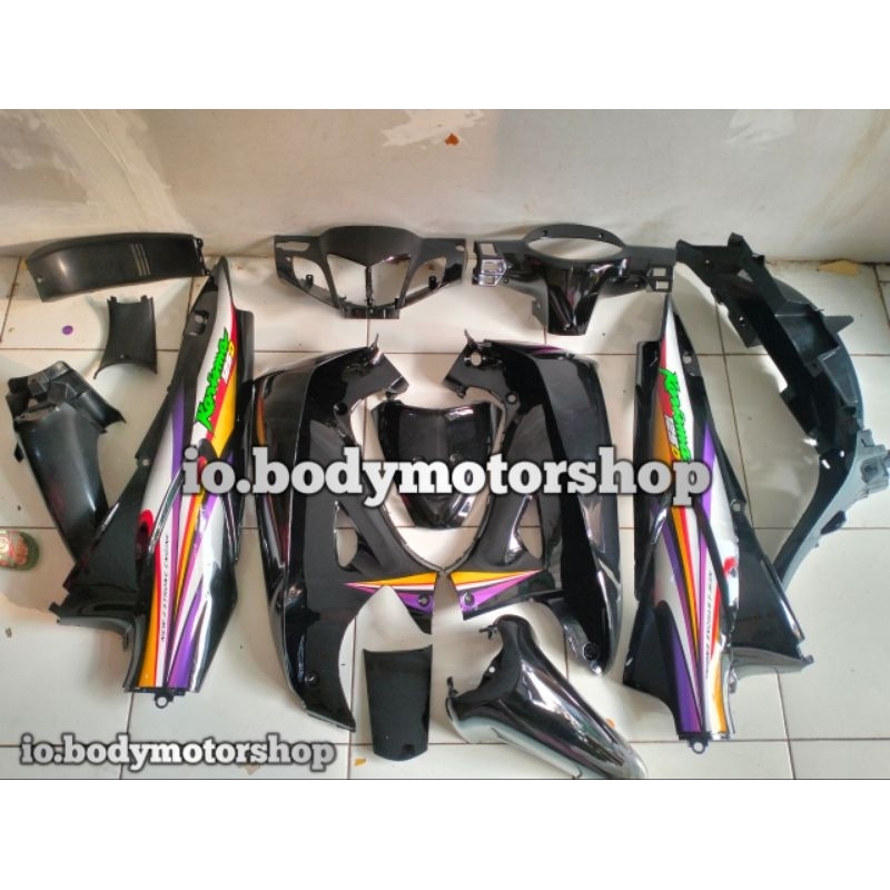 Jual Honda karisma D cover body full sett karisma 125 D hitam plus ...