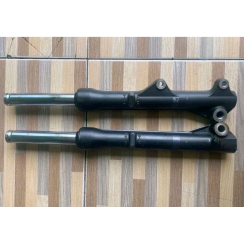 Jual sok depan kanan kiri+kaliver revo ijeksi revo fi revo fit original ...