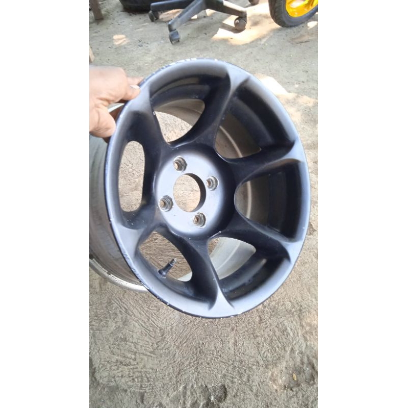 Jual velg ring 15 pcd 144 kijang/corrola | Shopee Indonesia