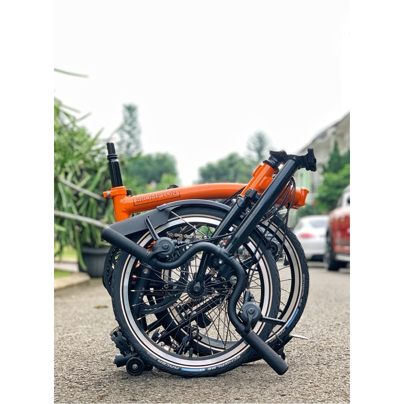 Jual Sepeda Brompton Orange BE S6L | Shopee Indonesia