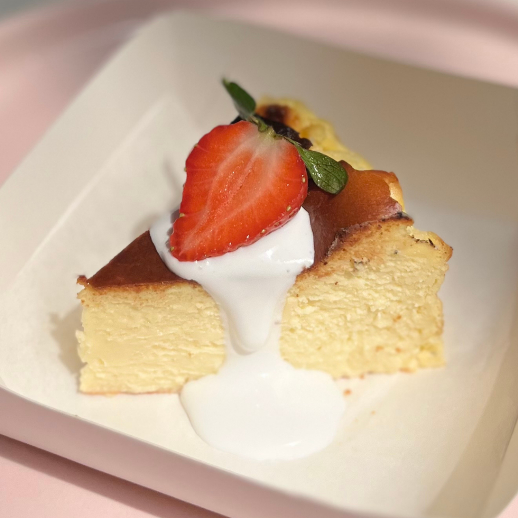 Jual BURNT BASQUE CHEESECAKE (GLUTEN FREE) | Shopee Indonesia