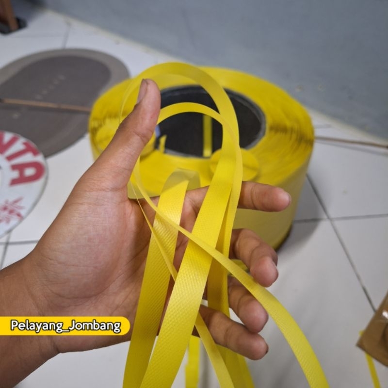 Jual Termurah!! Tali peti layangan tipis per meter | Shopee Indonesia
