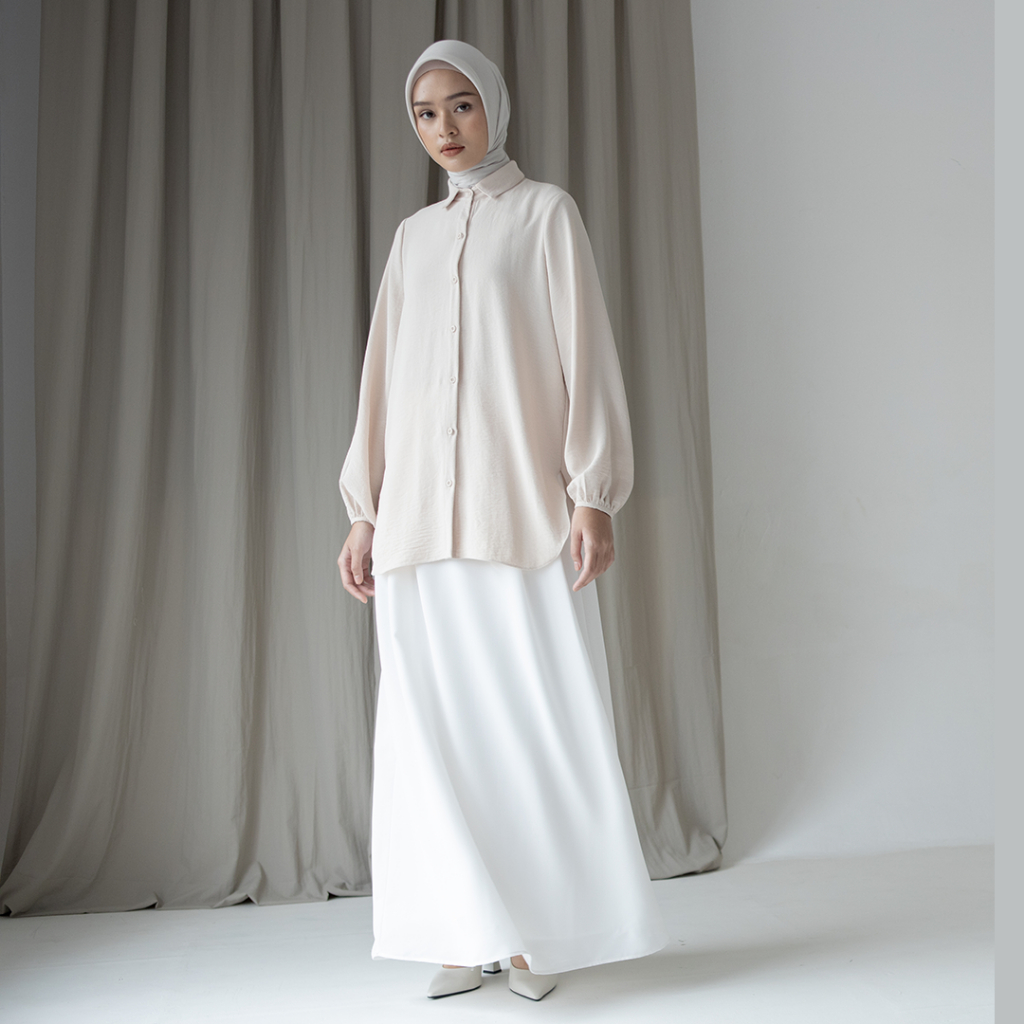 Jual Basic Batara by Aska Label - Kemeja wanita basic lengan panjang full kancing warna pink ...