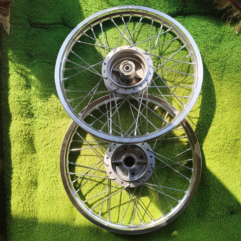 Jual Velg Astrea grand/legenda ring 17 Rossi | Shopee Indonesia