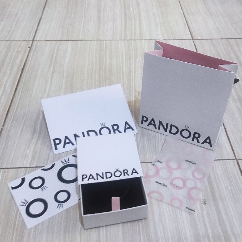 Jual Kotak Gift Box Paper Bag Pandora Lengkap / Kotak Gelang Pandora ...