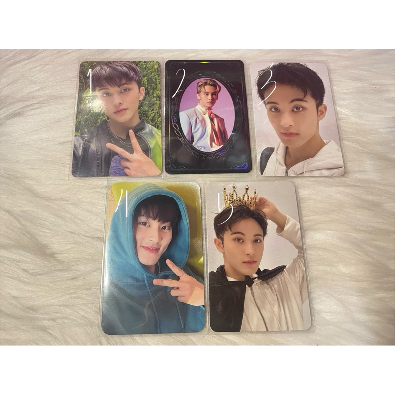 Jual PC OFFICIAL MARK LEE | Shopee Indonesia