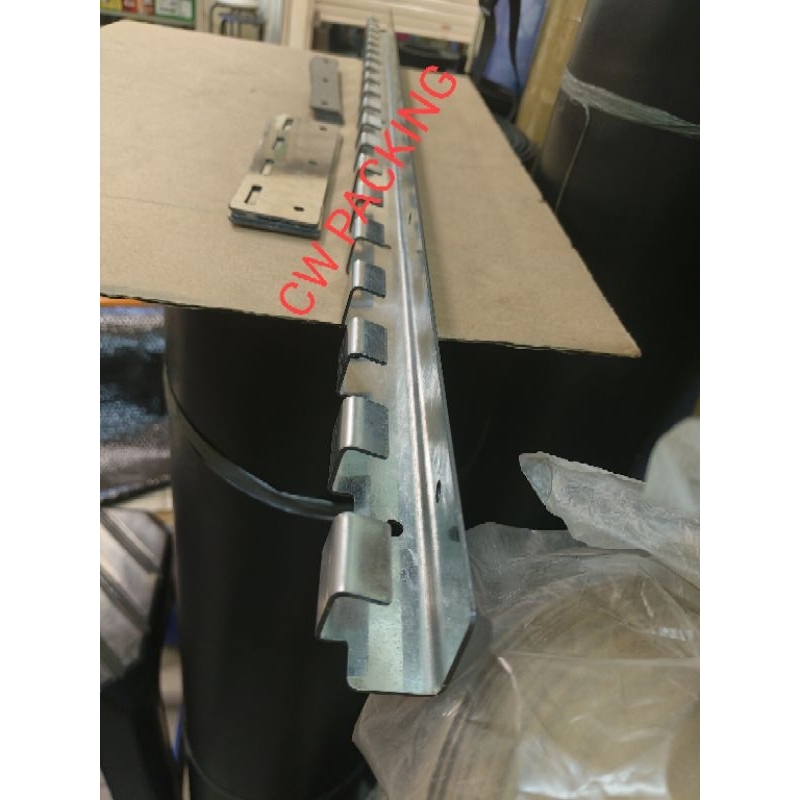 Jual BRACKET TIRAI PVC PLASTIK 100CM Mur +Baut + Skrup FISHER | Shopee ...