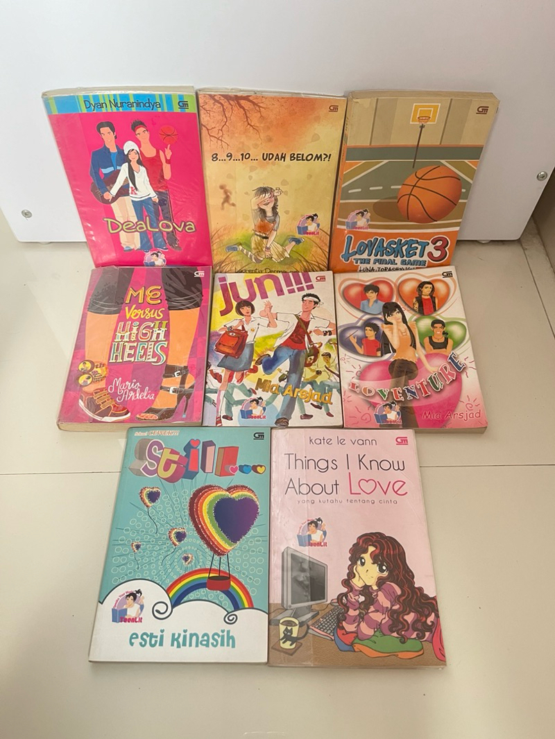 Jual [ORIGINAL] PRELOVED NOVEL TEENLIT - SHOPWITHCEN | Shopee Indonesia