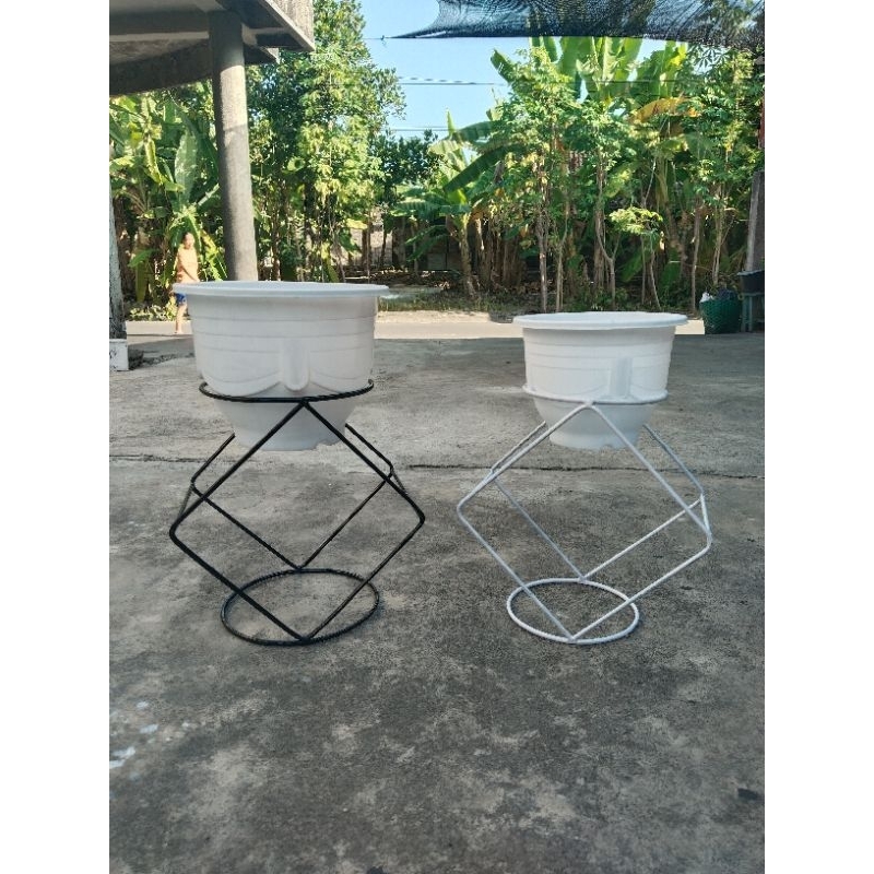 Jual Standing pot bunga model bentuk dadu | Shopee Indonesia