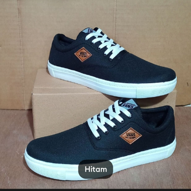 Jual sepatu sekolah anak smp sma hitam polos | Shopee Indonesia