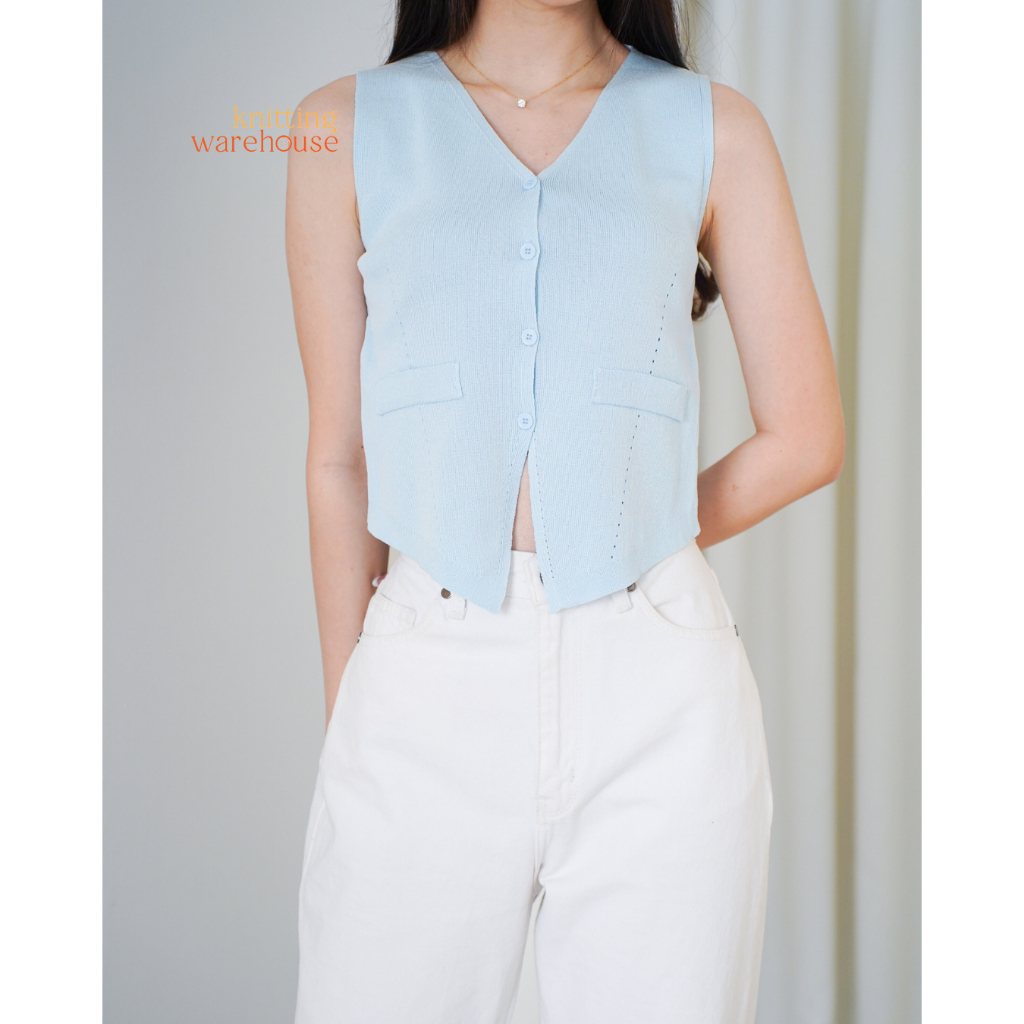 Jual Velicia Vest Knit Kancing - Atasan Rompi Rajut Wanita TM | Shopee ...