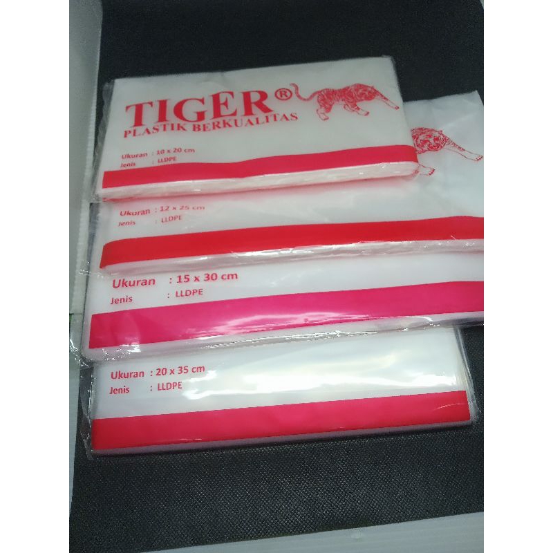 Jual Plastik PE TIGER Tebal 1/4,1/2,1kg , 2kg, 5kg, 10kg, 20kg | Shopee ...