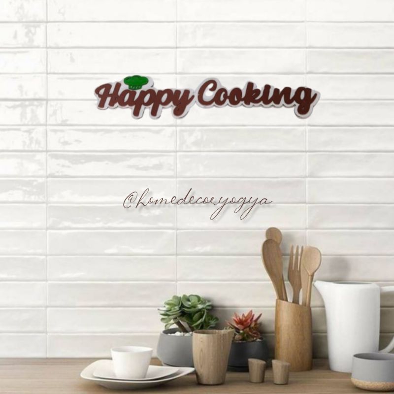 Jual Hiasan dinding HAPPY COOKING Sign kayu - Pajangan walldecor ...